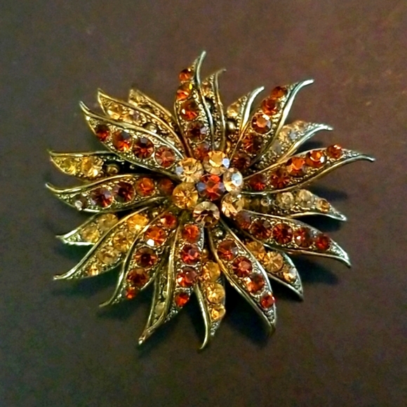 Whiting & Davis | Jewelry | Vintage Whiting Davis Vintage Brooch | Poshmark